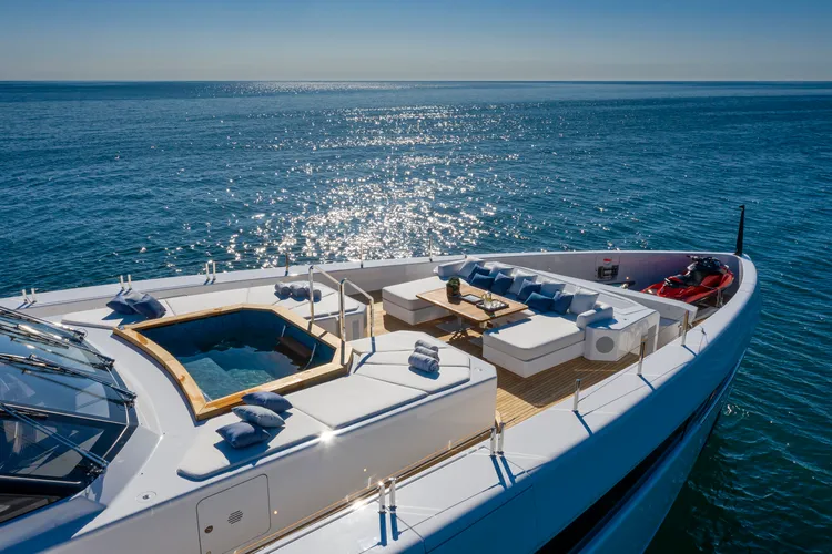 K2 yacht for charter (Columbus Yachts, 49.91m, 2021)